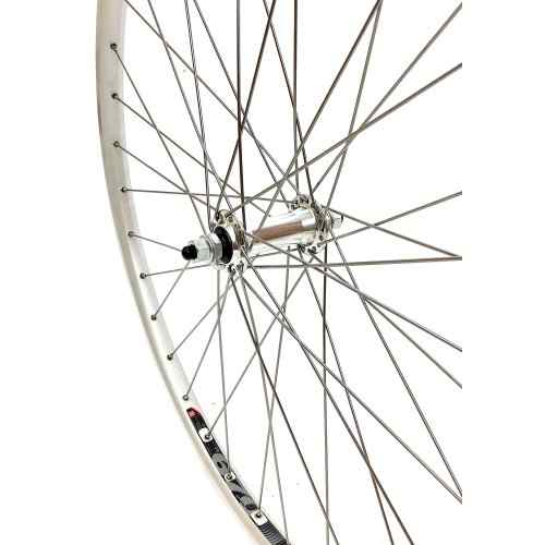 RUEDA 700C MACH1 670 HÍBRIDA DEL. C/TUERCAS Plata